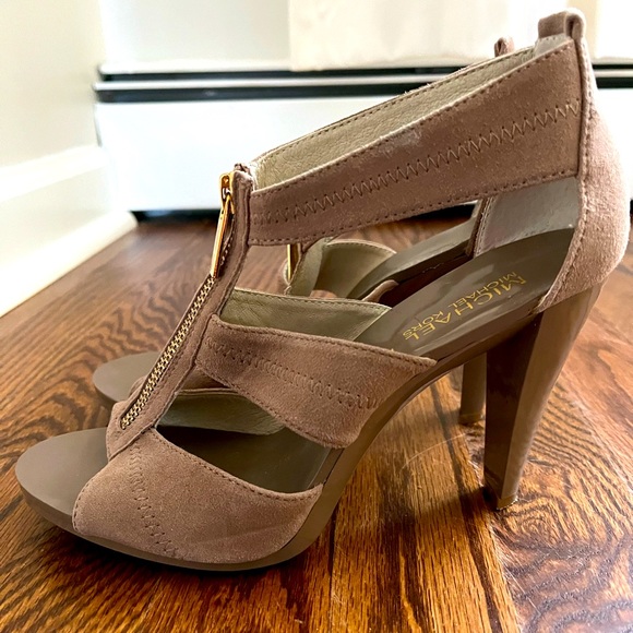 MICHAEL Michael Kors | Shoes | Michael Michael Kors Taupe 4 Inch Heels ...